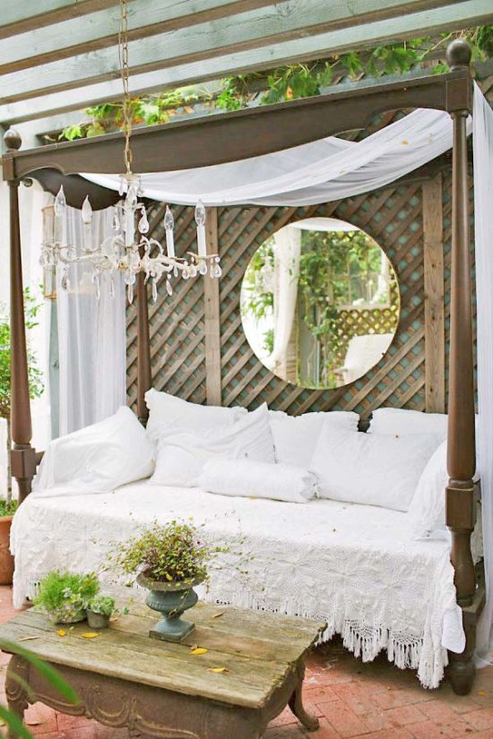 DIY Outdoor Cabanas - Add a Little "Resort" to Your Backyard! • The ...